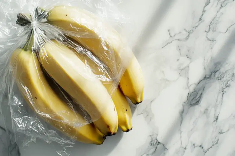 Keep Your Bananas Fresh With This Simple Trick - Recipe Heaven