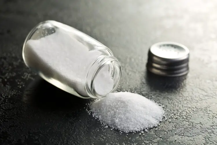 Throw Your Salt Away Immediately If You Notice These Signs - Recipe Heaven