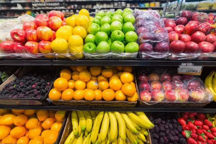 Red Flags That Signal Bad Fruit At The Grocery Store - Recipe Heaven